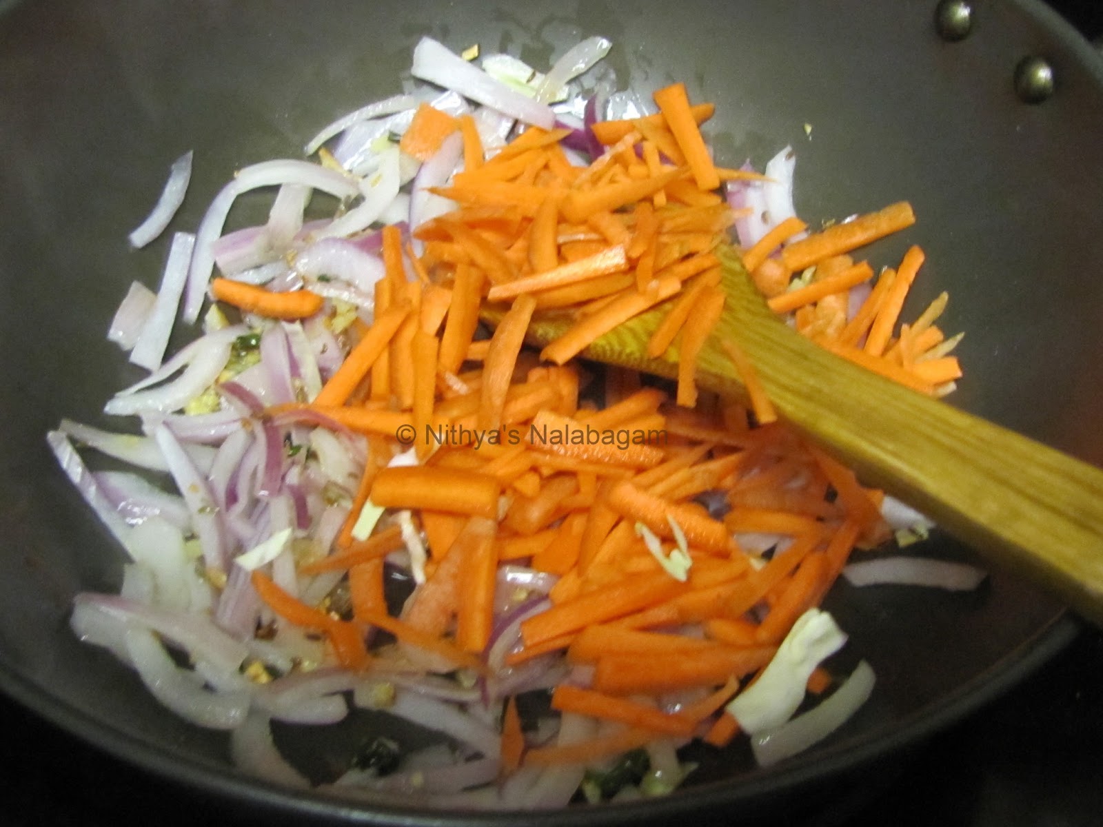 Vegetable Chapati Roll |Nithya's Nalabagam