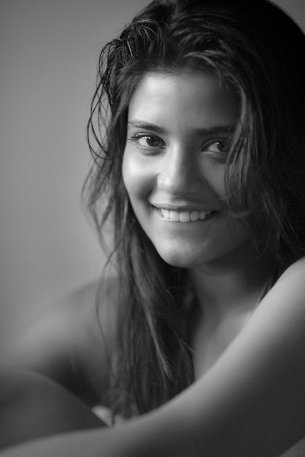 Aishwarya Rajesh Glamorous Photo - Tollywood Blog | Popular Tollywood ...