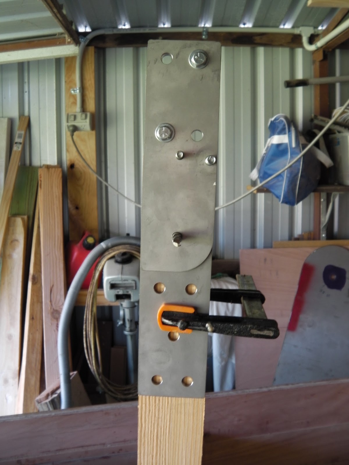 Dave's SFD Able Build: The Hinge for the Main Mast