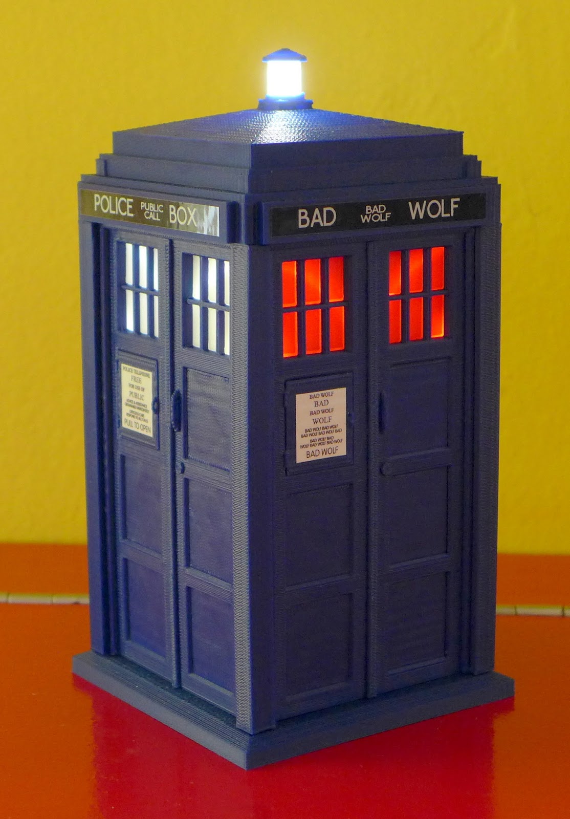 CHARLESWORTH DYNAMICS: TARDIS Deluxe Kit