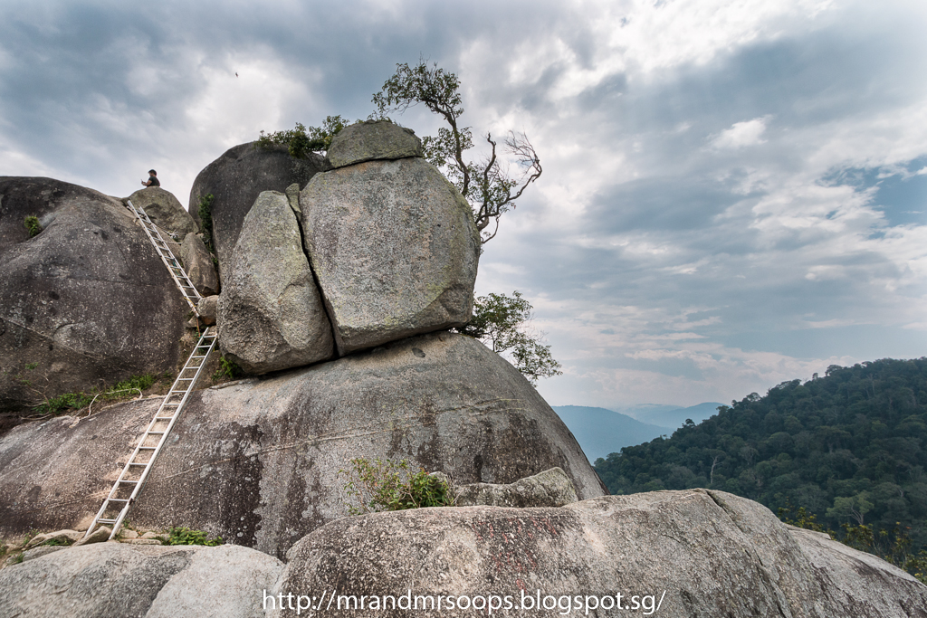 2D1N : Conquer Mount Datuk and Malacca, Malaysia!!
