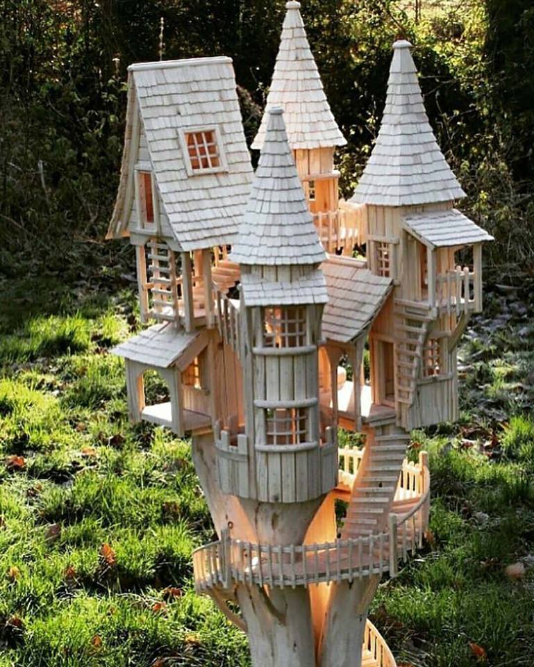 Incredible handmade wooden castle! - ENGINEERING UPDATES