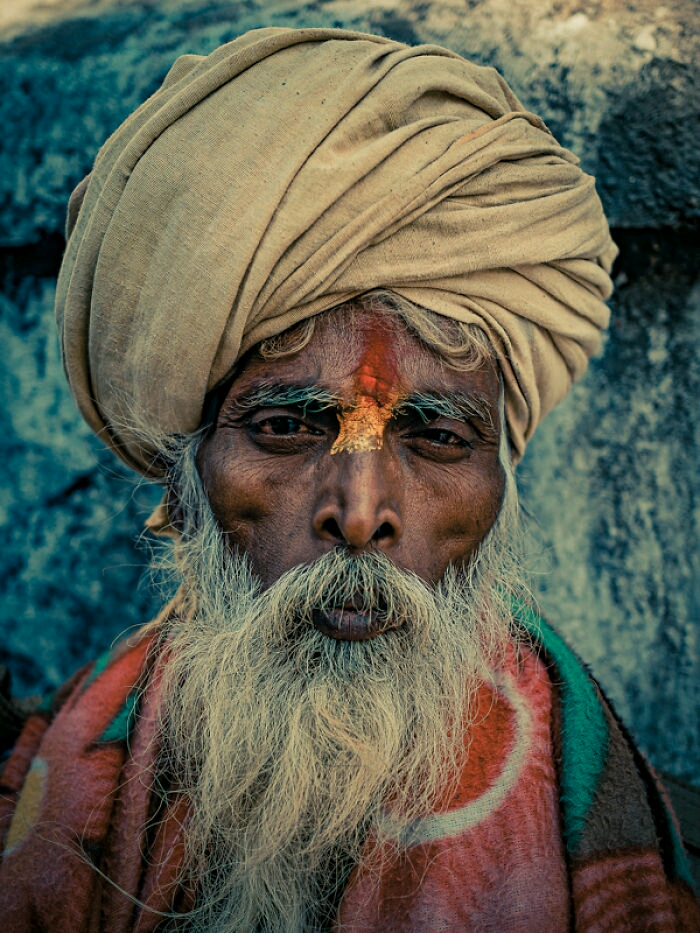 Sadhus of Himalaya-RARE UNSEEN Close up Photography - Creative Continent