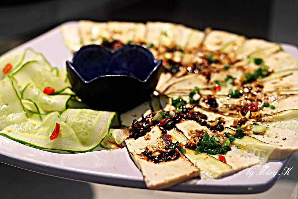 Blow-Torched Firm bean-curd slices and cucumber with Garlic Sauce and ...