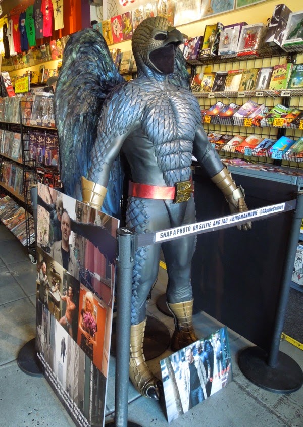Hollywood Movie Costumes and Props: Original Birdman movie costume on ...