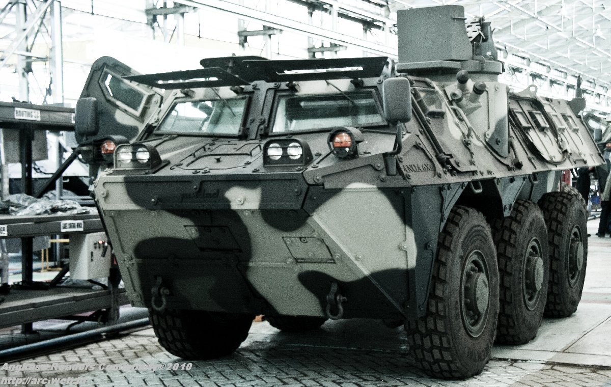 Garuda Militer: ★ Kendaraan Tempur Made in Bandung