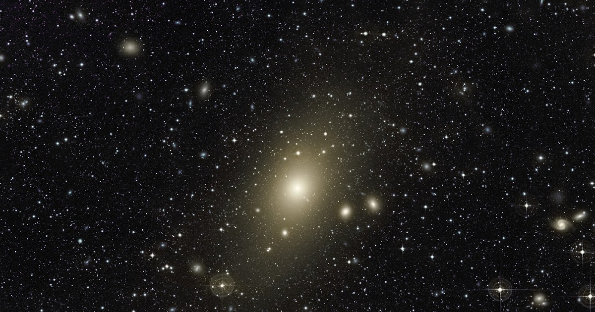 Messier 87: Giant Galaxy is Still Growing | Earth Blog