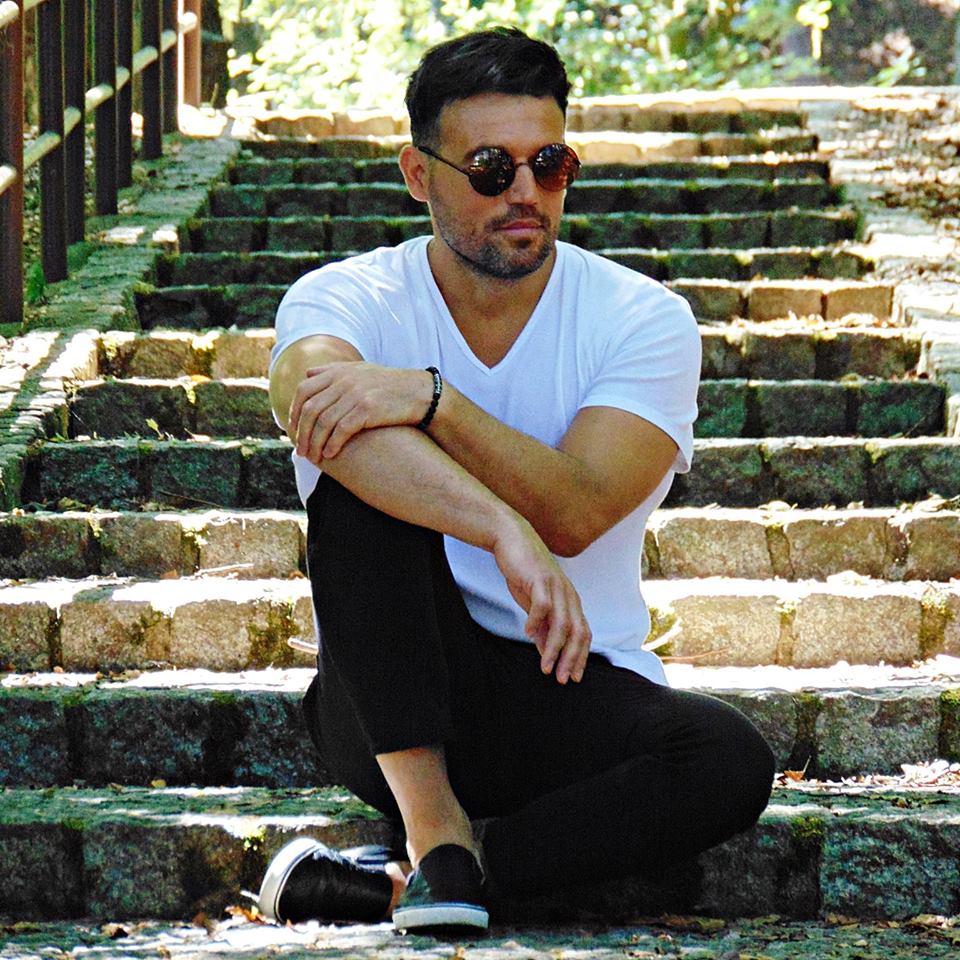 Wyszyński Men Fashion: Atrakcyjny mężczyzna po 40 tce. Jak zwiększyć ...