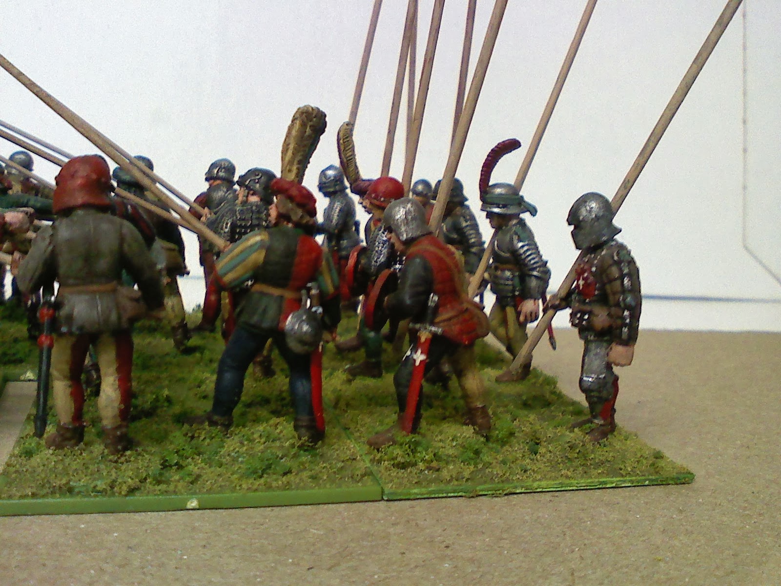 Residential Regiments: Finally some finished Swiss Pikemen!