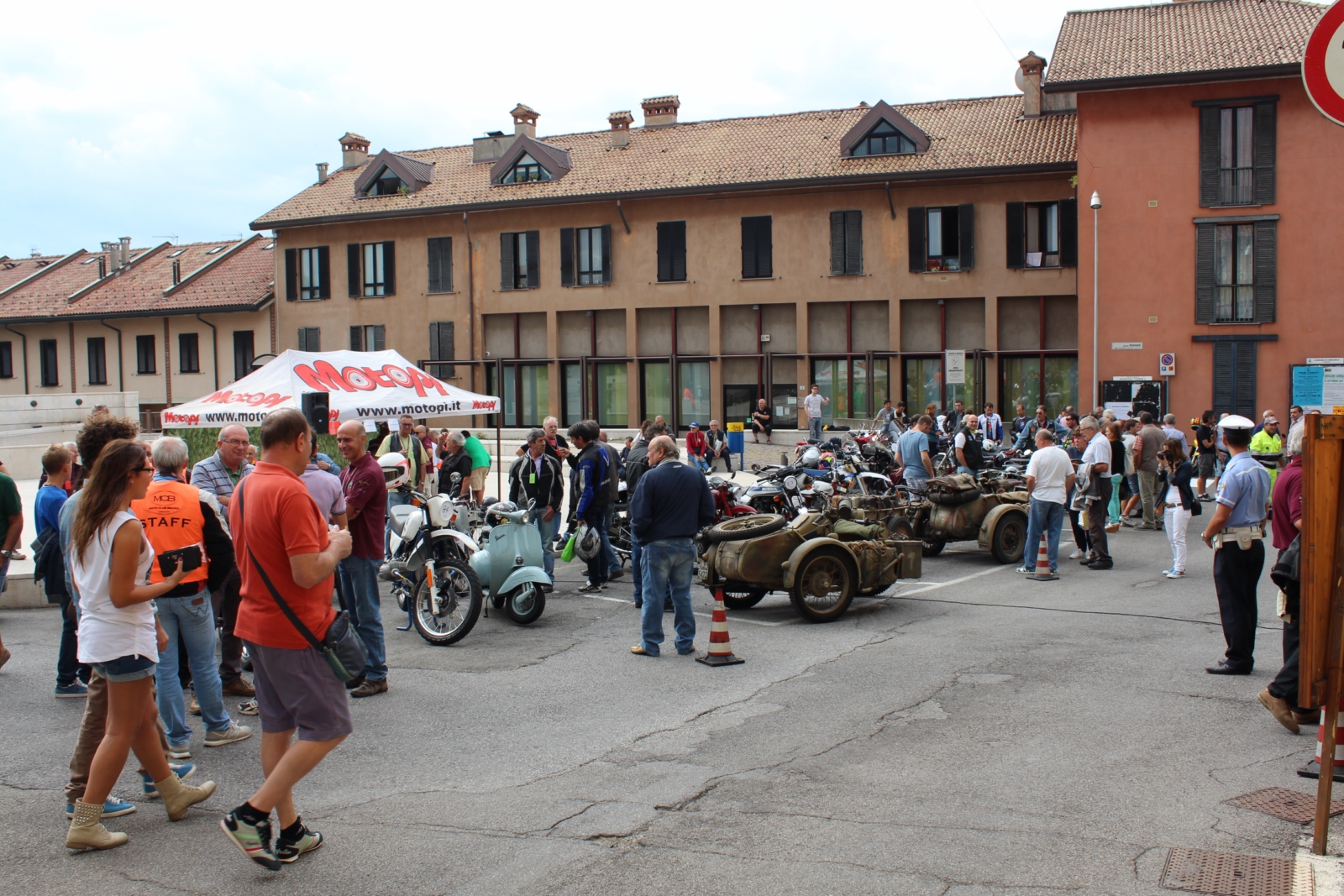 MCB - Moto Club Brianza: Terzo Raduno MCB - Le prime foto