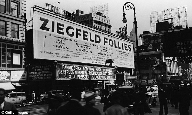 The Hopeful Traveler: "The Great Gatsby": 1920s Times Square Misspelled