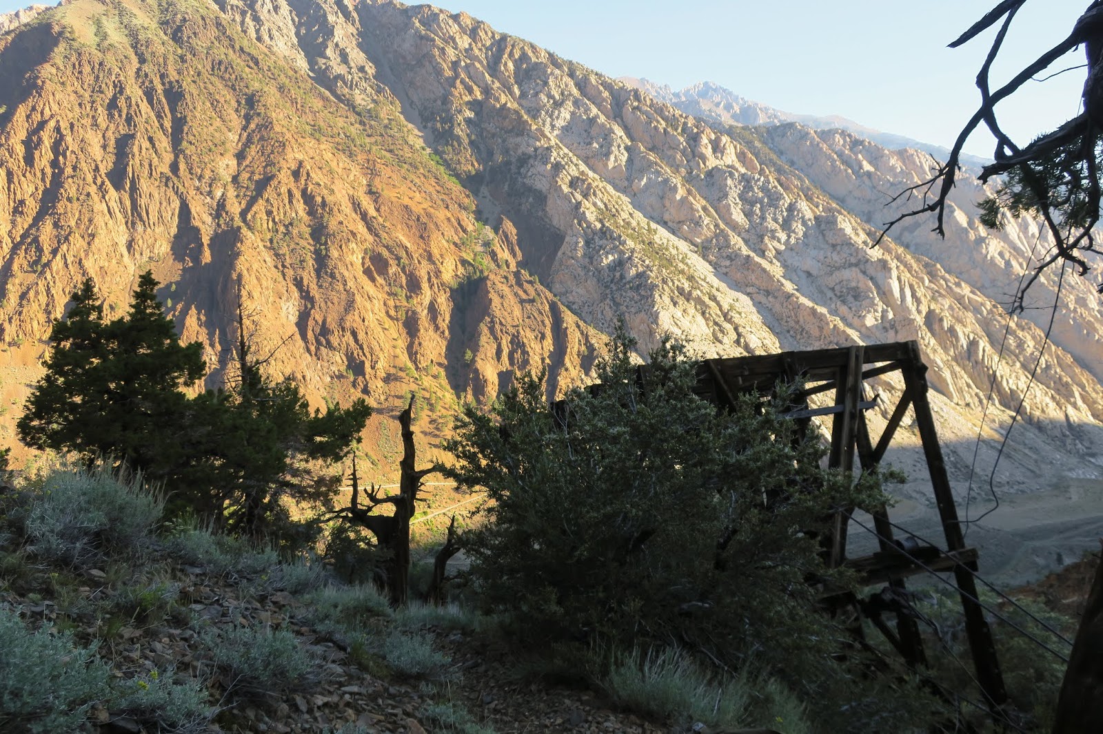 GABLE LAKES INYO NATIONAL FOREST, CALIFORNIA - ADAM HAYDOCK