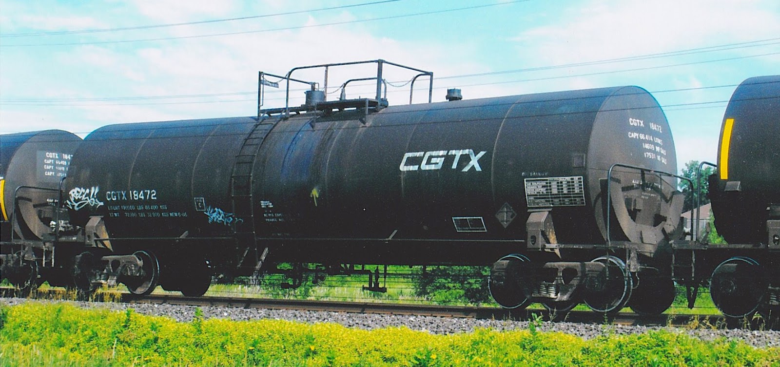 Trackside Treasure: CGTX Pitch Tankcars