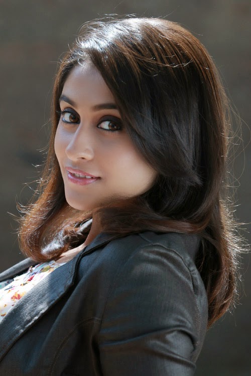 Actress Rezina Photos, Rezina Spicy Photos, Rezina Photo Gallery ...