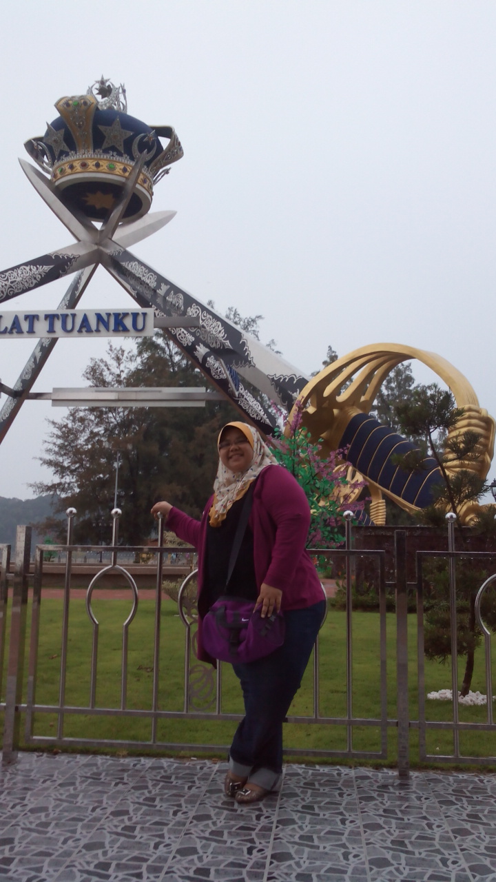 TUGU MAHKOTA JOHOR DAYA TARIKAN PELANCONG DI JETI MERSING