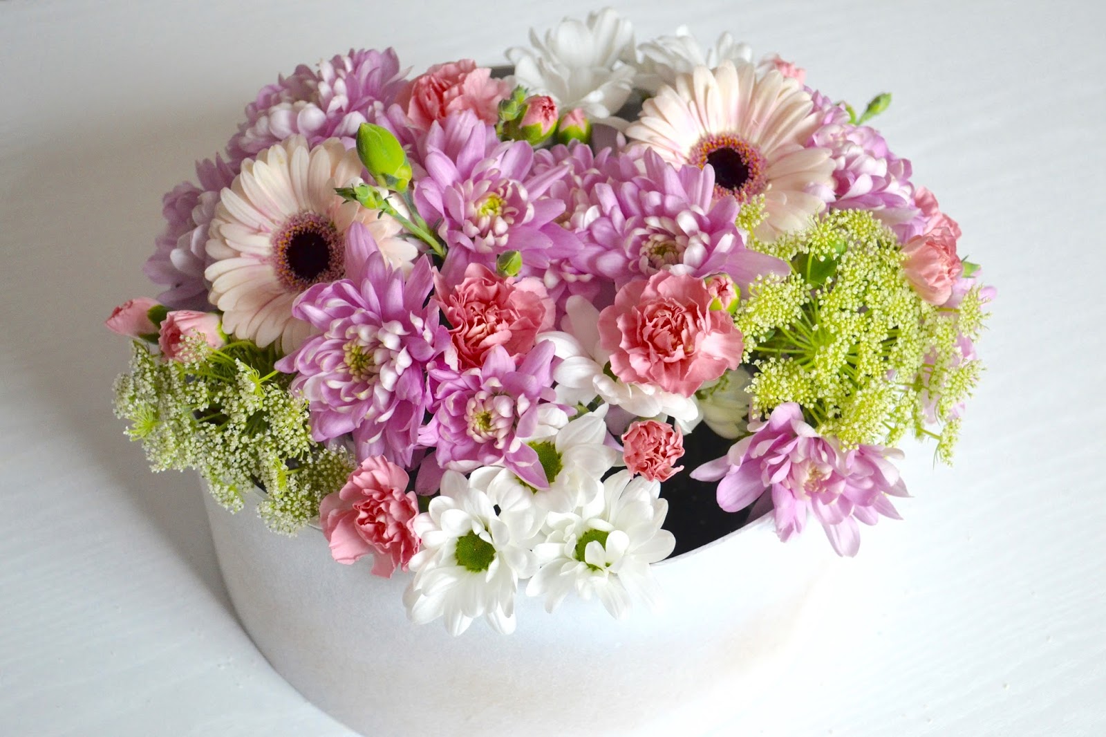 DIY Gift | Fresh Flower Gift Box | The Things She Makes