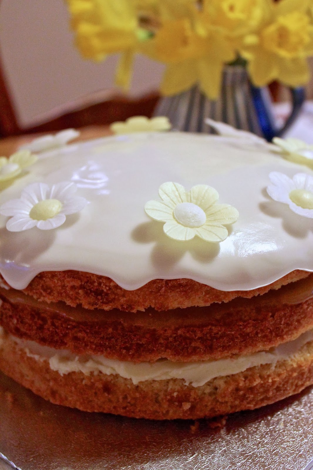 A Little Bit Greedy: Birthdays always require cake: lovely lemon layer cake