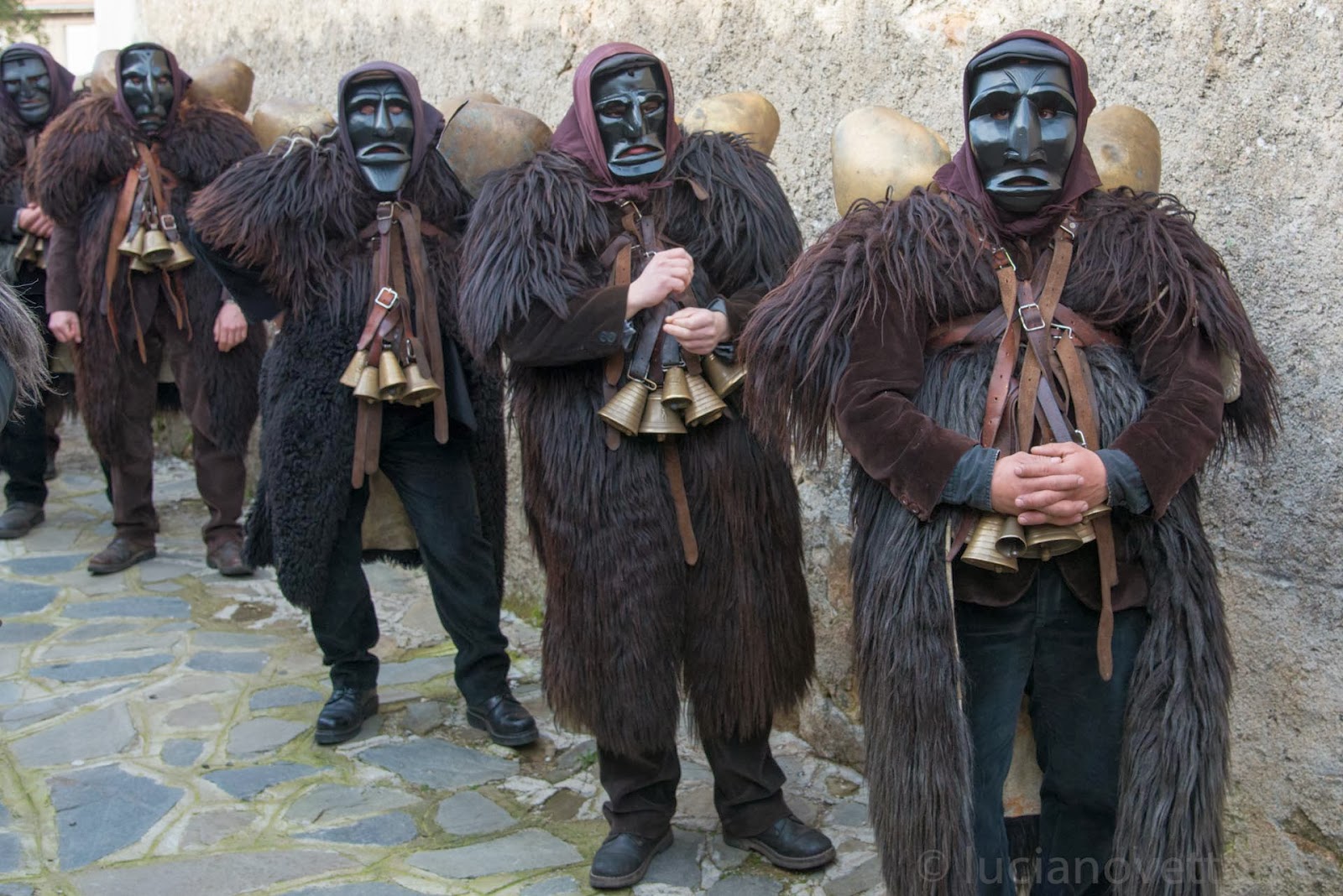 TRAVEL PHOTOGRAPHY : SOS MAMUTHONES - MAMOIADA - Sant'Antonio Abate