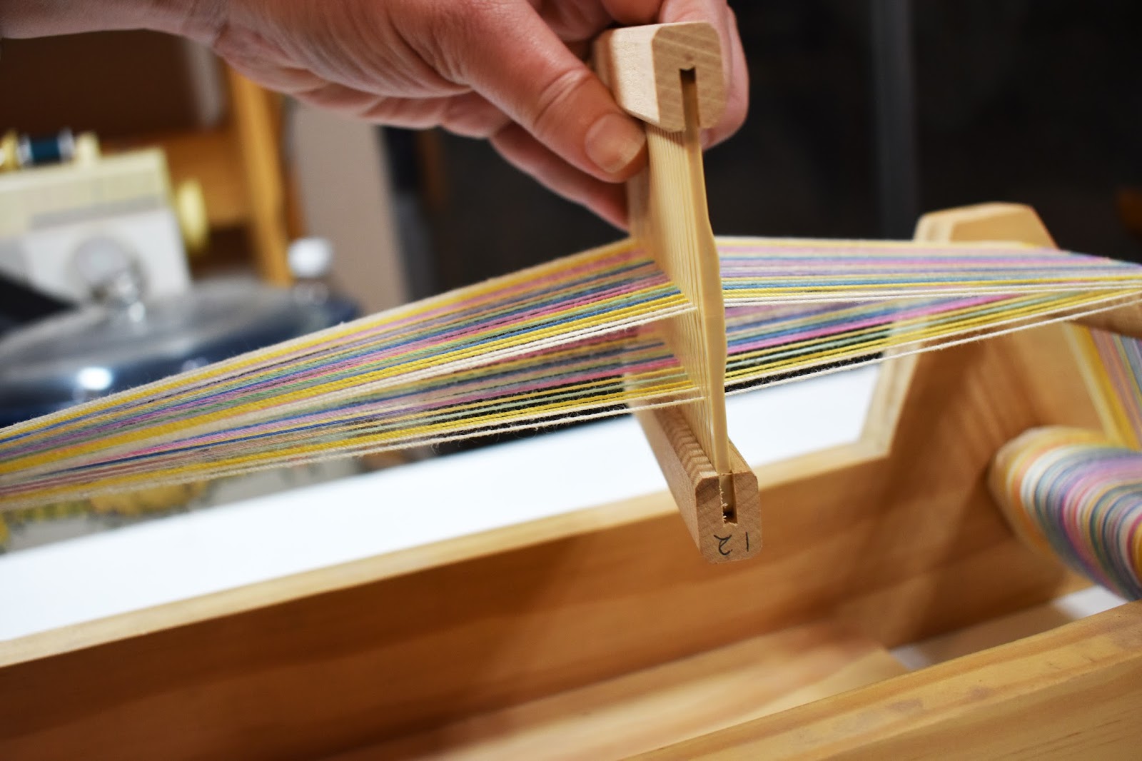 Tangible Daydreams: Tutorial: Warping the medieval box loom