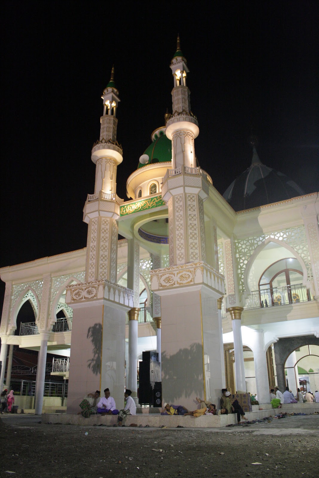 bagi ilmu: Mozaik Masjid Dawatul Falah