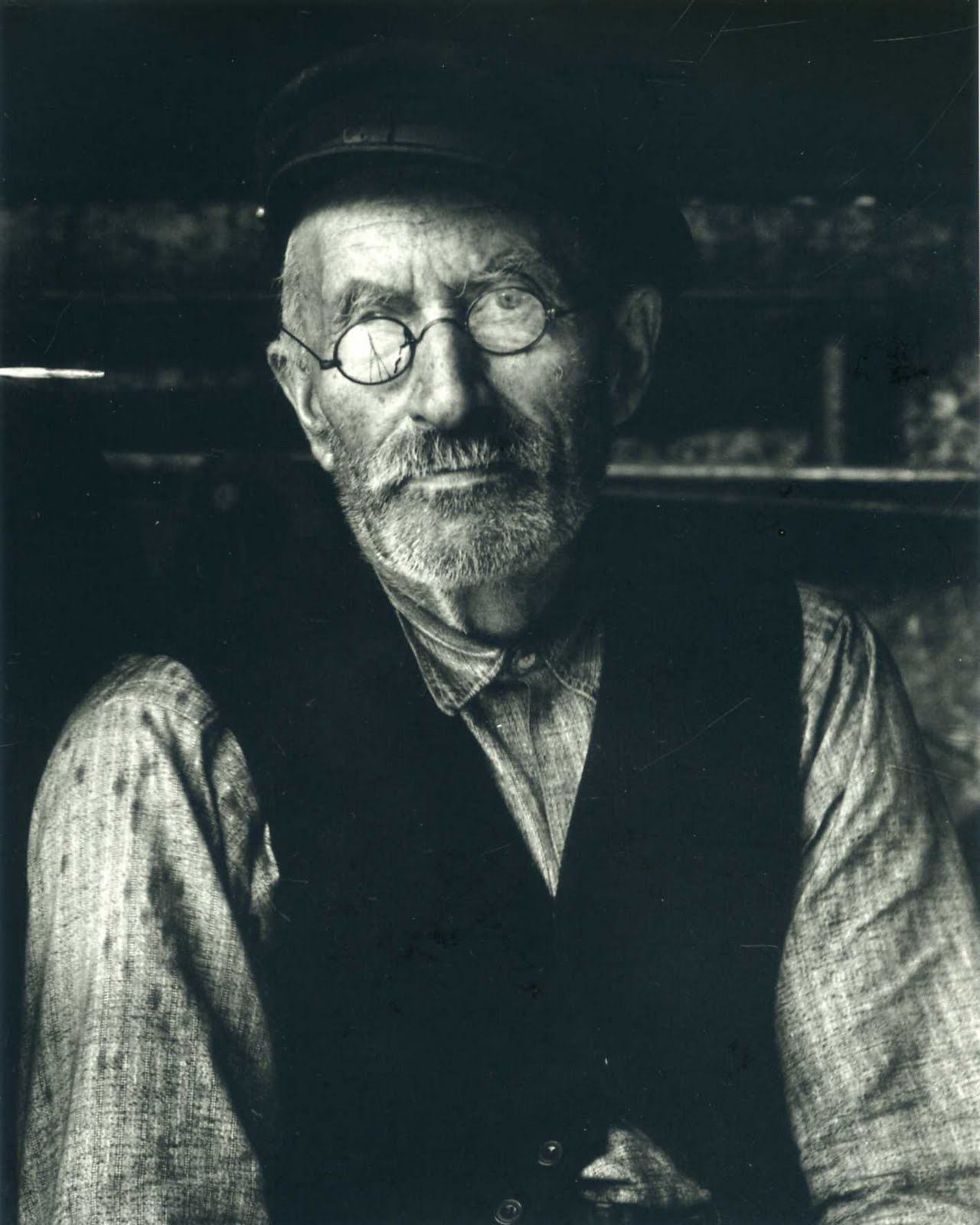 Anthony Luke's not-just-another-photoblog Blog: Photographer Profile ...