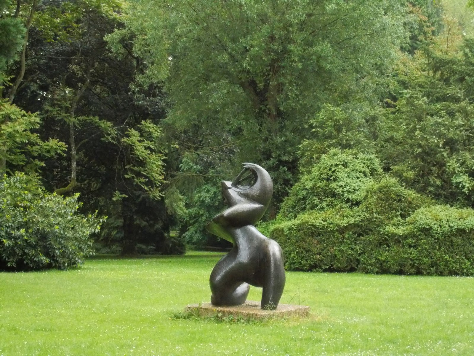 Gudde Moien zu Lëtzebuerg: Park Tony Neuman, Limpertsberg