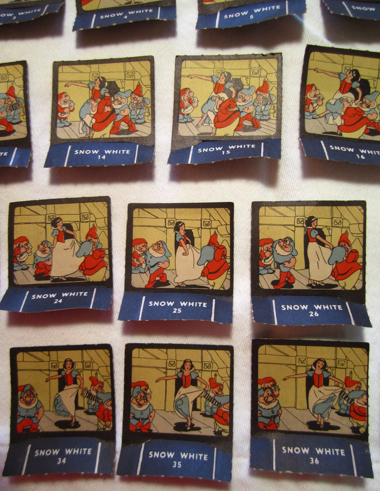 Filmic Light - Snow White Archive: 1938 Pepsodent Moving Picture Machine