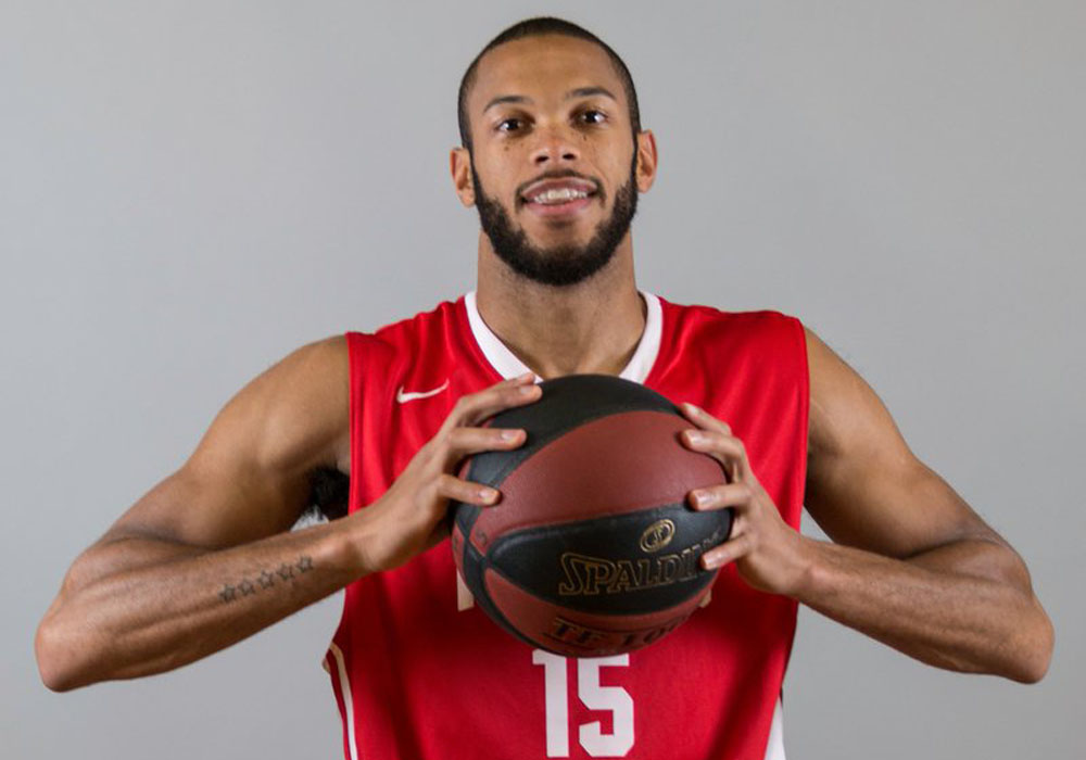 El CB Plasencia Ambroz ficha al ala-pívot norteamericano Duane Morgan ...