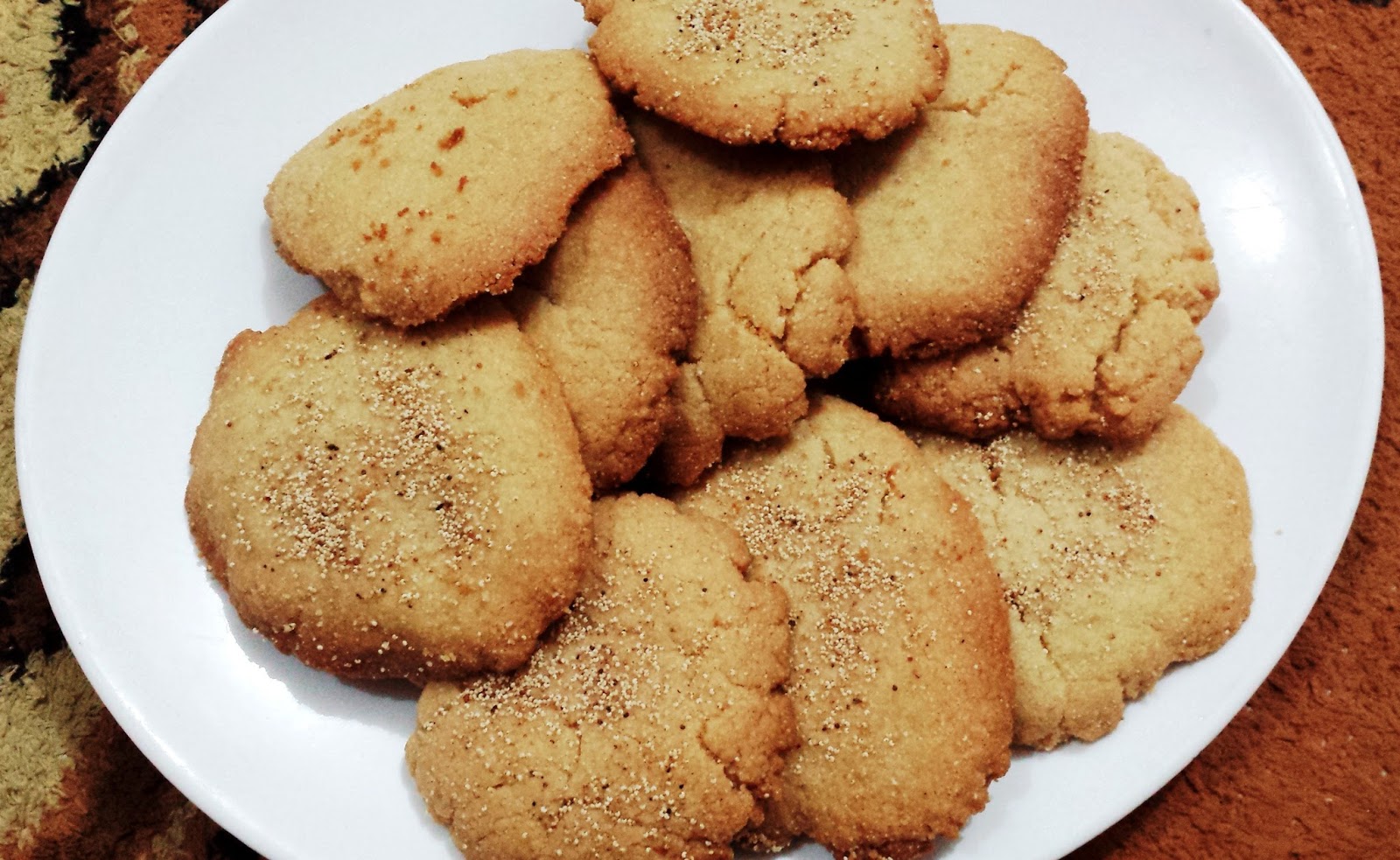 Cookbook: ROAT (SEMOLINA BISCUITS)