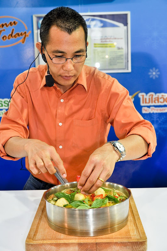 KARB STUDIO: PFP Product, Cooking by KARB at THAIFEX- 27/5/54 - 14.00 pm.