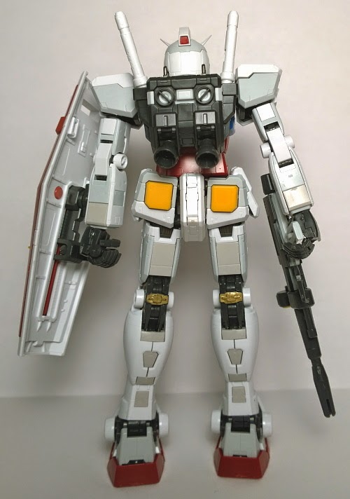 Eric's Yard: Bandai Real Grade 1/144 RX-78-2 Gundam Review