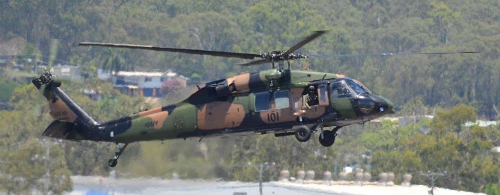 Central Queensland Plane Spotting: Australian Army Sikorsky S-70A-9 ...