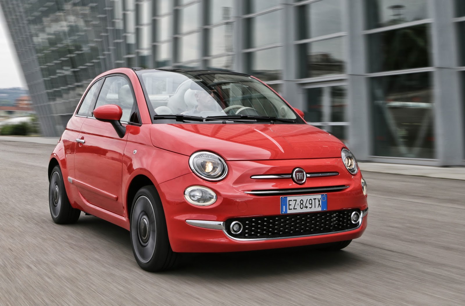 Fantechnology Presentata La Nuova Fiat 500
