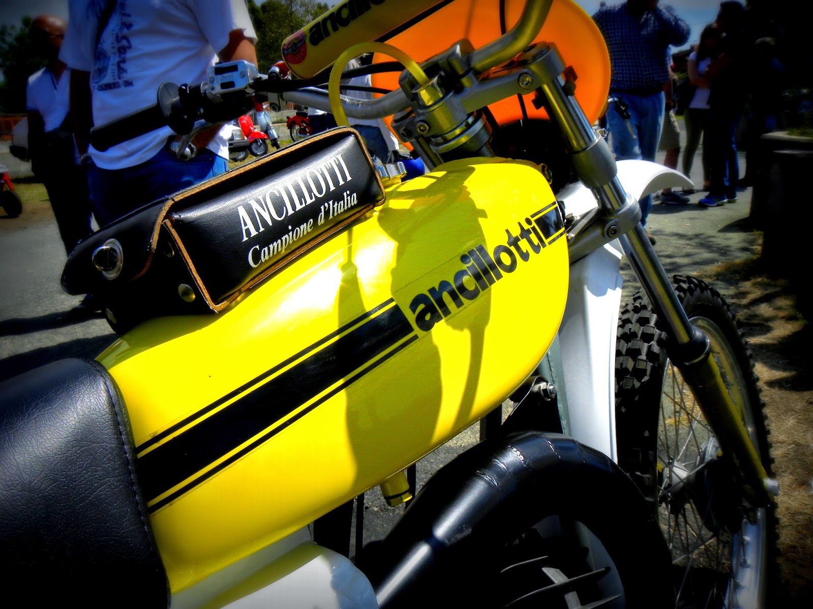 Retrò Motors - RocketGarage - Cafe Racer Magazine