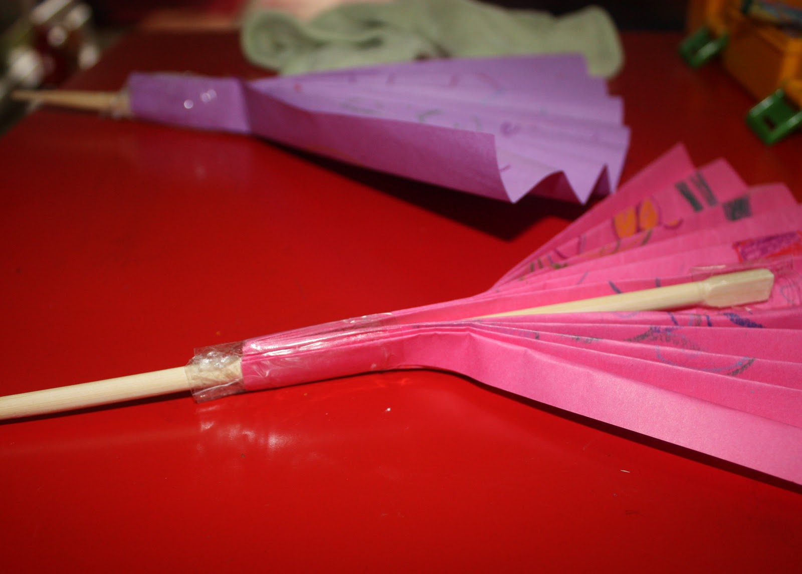 whirls and twirls around the world: Chinese crafts: fan