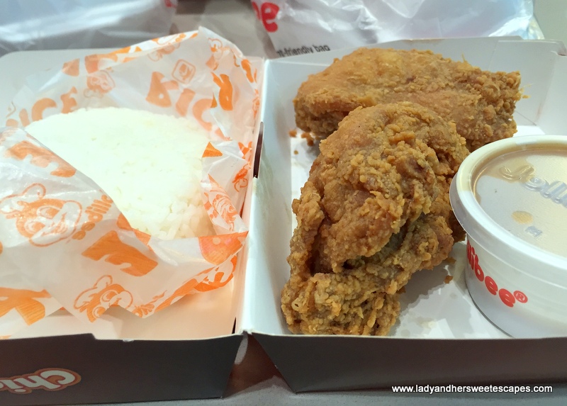 Jollibee: Langhap-Sarap Goodness in Dubai | Lady & her Sweet Escapes