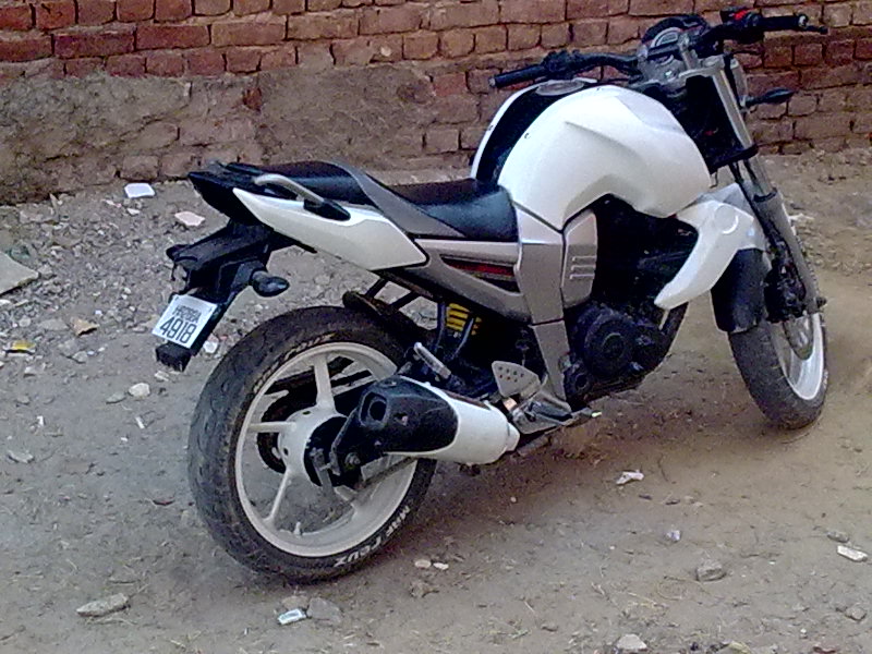 auto stark bikes: yamaha modified bikes