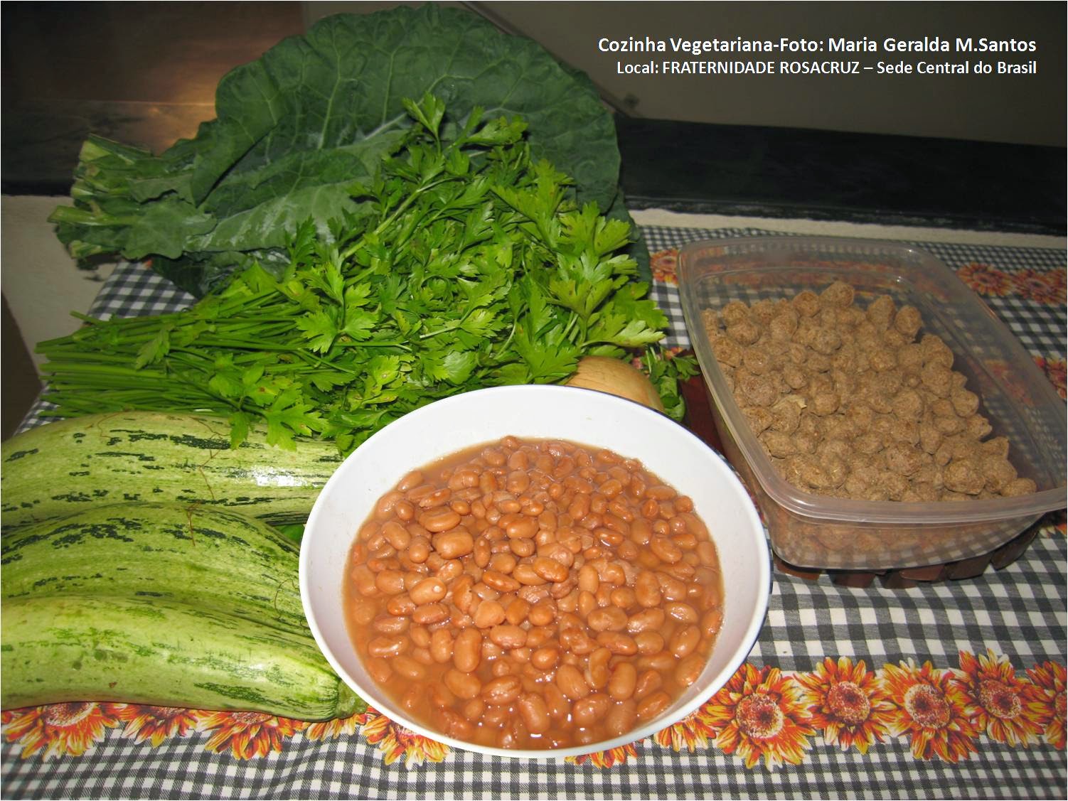 Cozinha Vegetariana: Feijão Rajado com Abobrinha Italiana