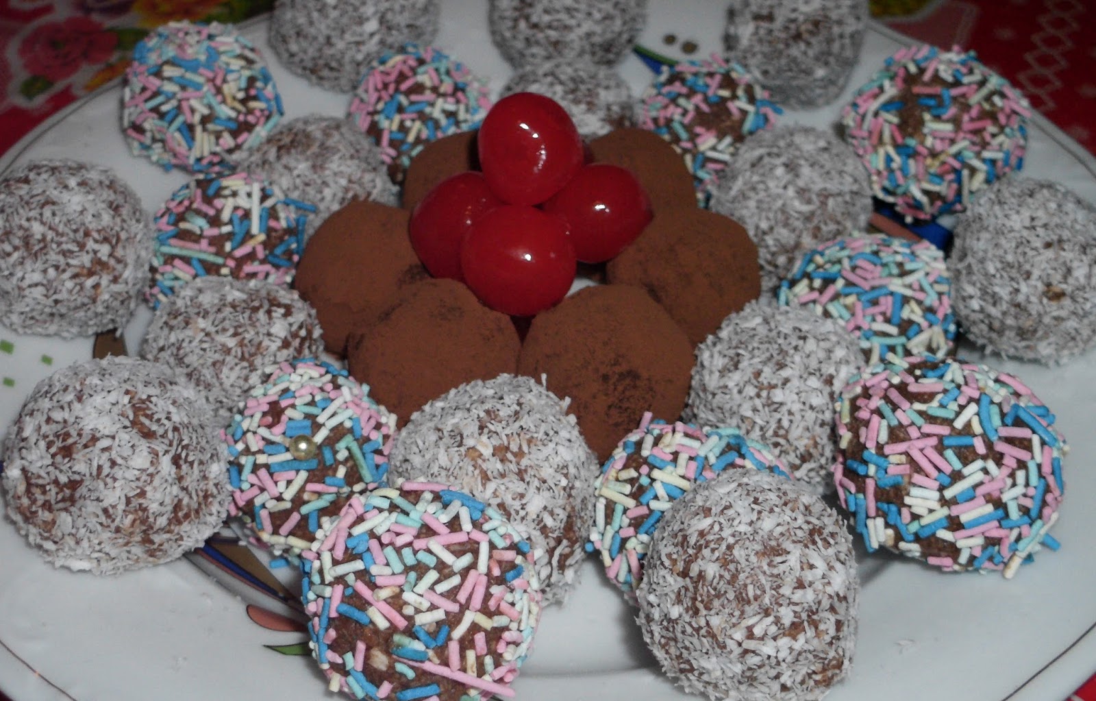 Bucataria lui Aly: Raffaello cu ciocolata