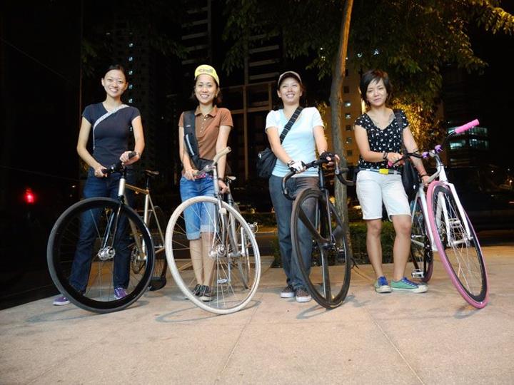 Mashin'Manila: The MFGirls (Manila Fixie Girls)