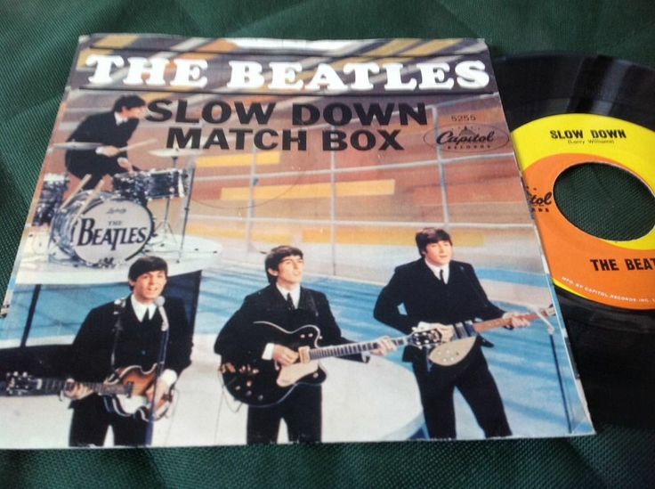 BEATLES MAGAZINE: A DAY IN THE LIFE OF THE BEATLES