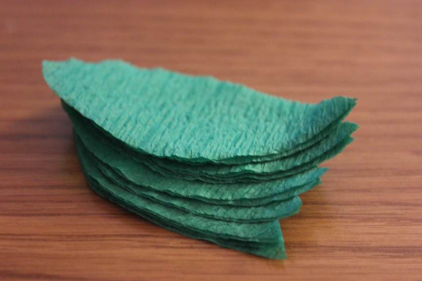 Clearwater Cottage: How to Make Crepe Paper Jungle Vines