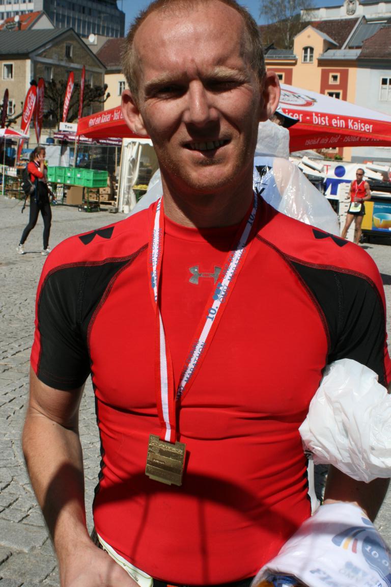 riki´s lauf-Fotos: OMV Linz Marathon 2011