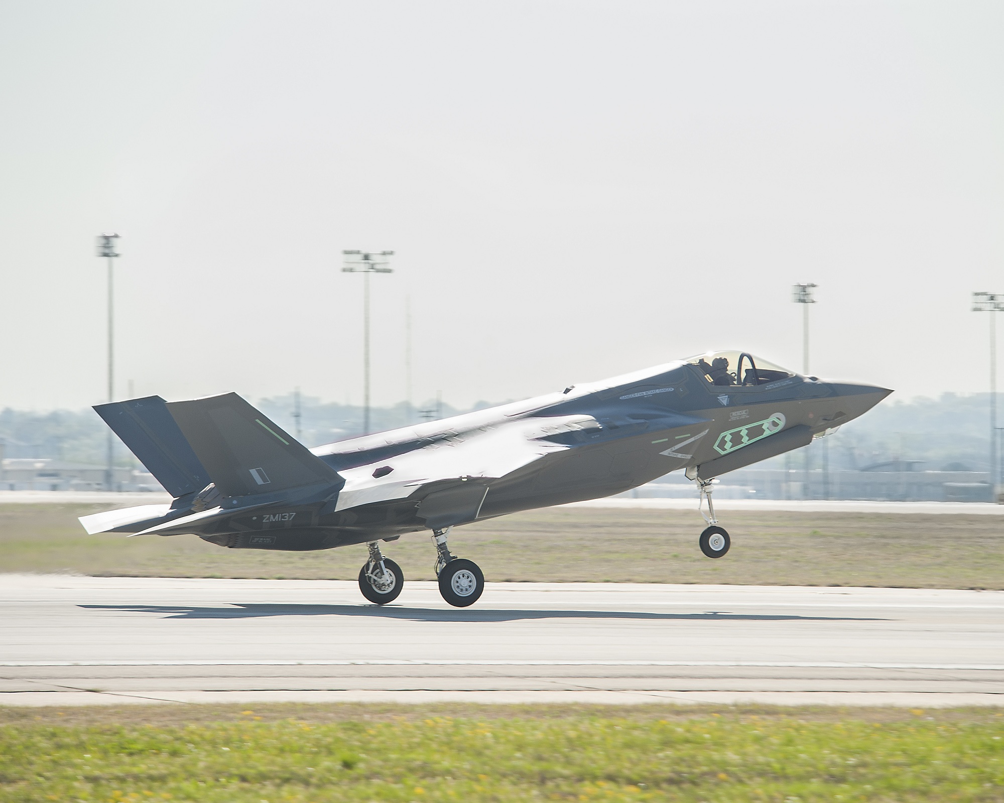 Naval Open Source INTelligence: Third F-35B For United Kingdom Makes ...
