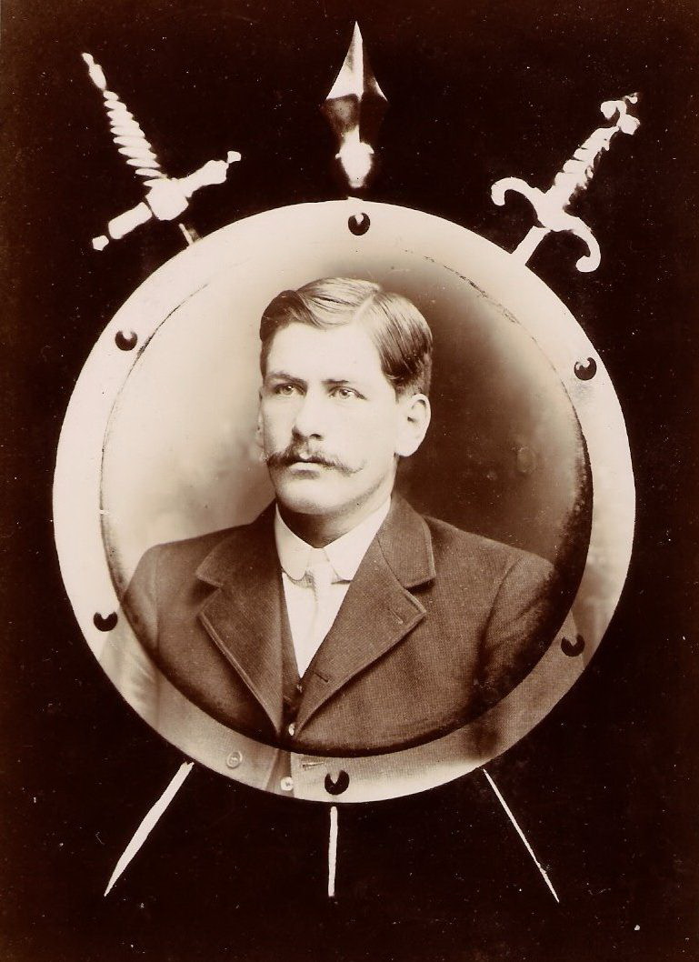 Le Capitaine - LeCaptain Family History