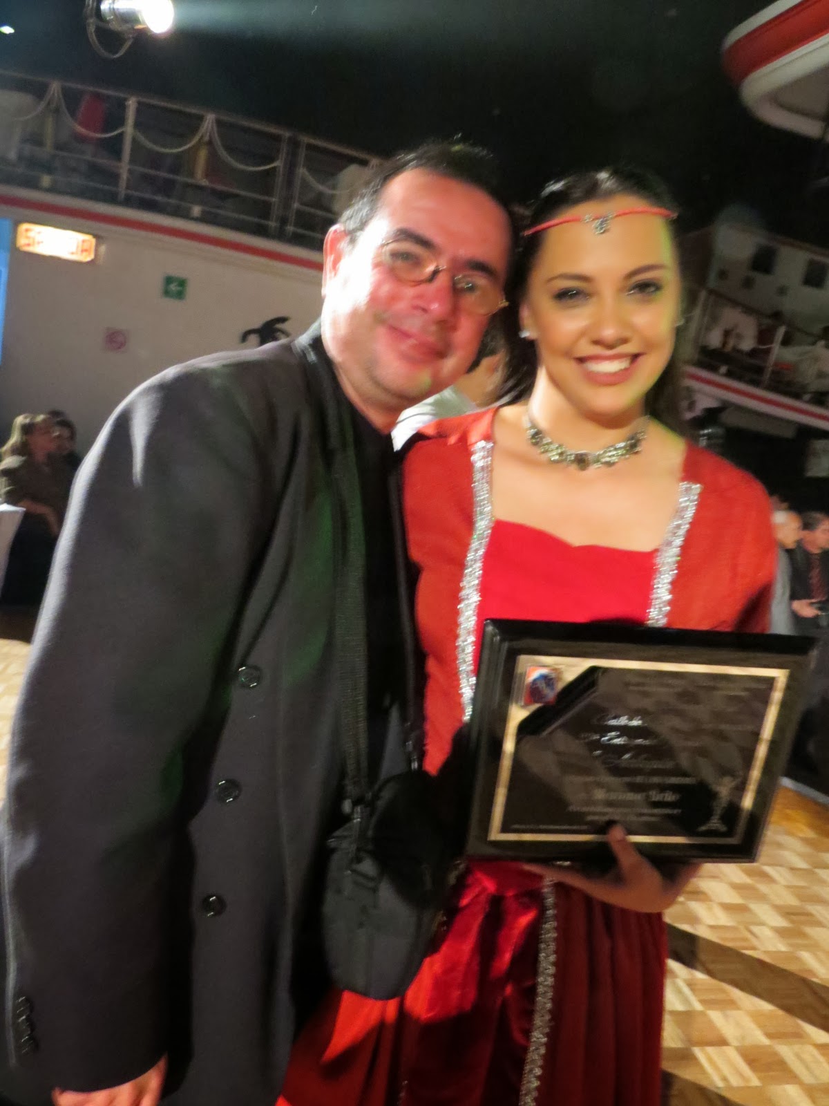 ESPECTACULARIO: MARIANA BRITO GANA ARLEQUIN