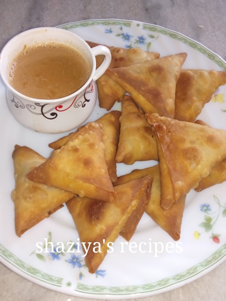 shaziya'srecipes: ONION SAMOSA RECIPE/IRANI SAMOSA RECIPE