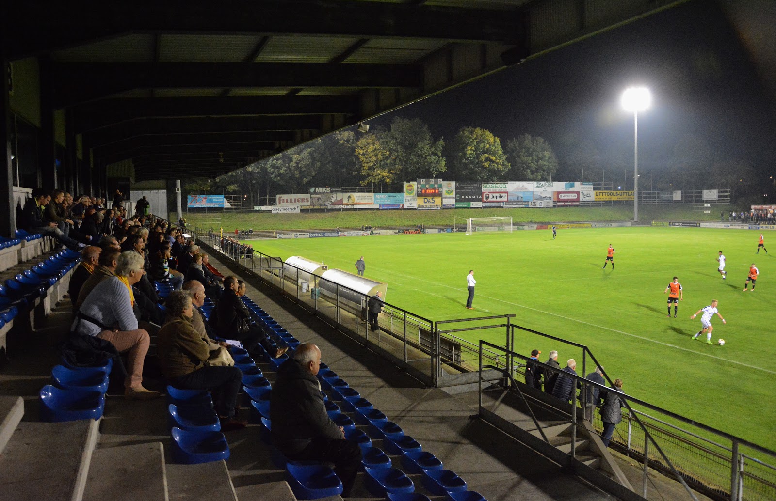 Extreme Football Tourism: BELGIUM: KMSK Deinze