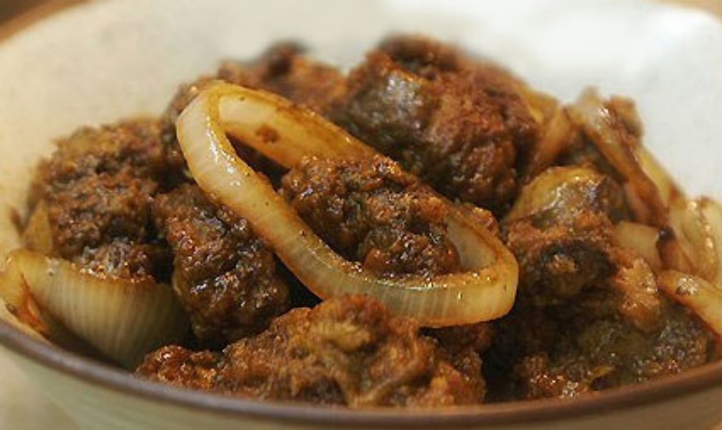 FRIED LIVERS WITH ONIONS (2 RECIPES) ~ Macedonian Cuisine