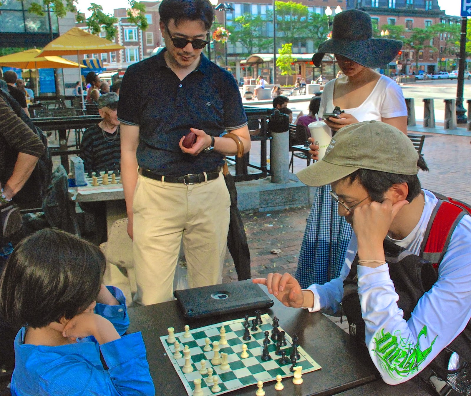 Boylston Chess Club Weblog: BCC // HARVARD SQUARE CHESS PICNIC ...